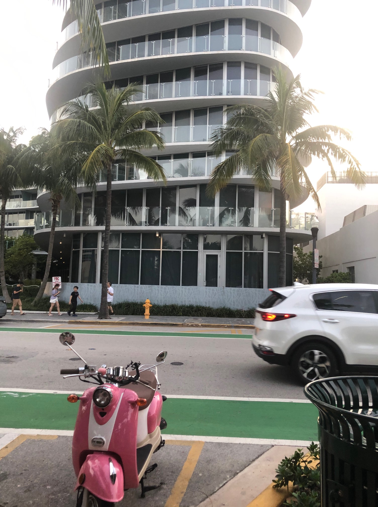 pink-bike – Hindsight